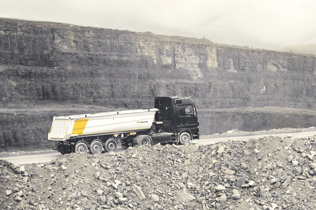 A modern approach to tippers: Wielton - Global Trailer