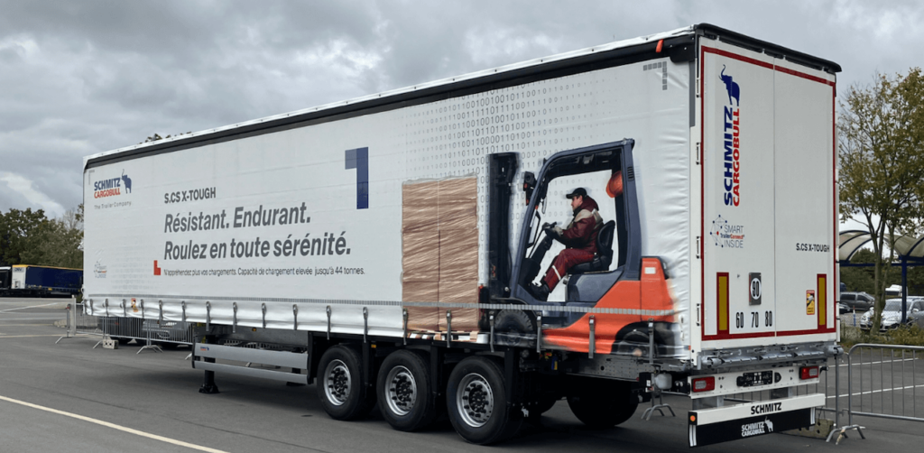 Schmitz Cargobull curtainsider an award contender - Global Trailer